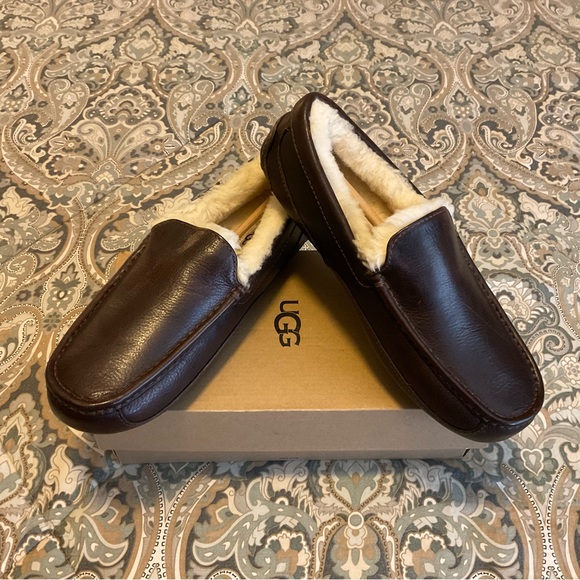 UGG | Shoes | New Ugg Ascot 5379 China Tea Leather Sleeper Mens Sz 8 ...
